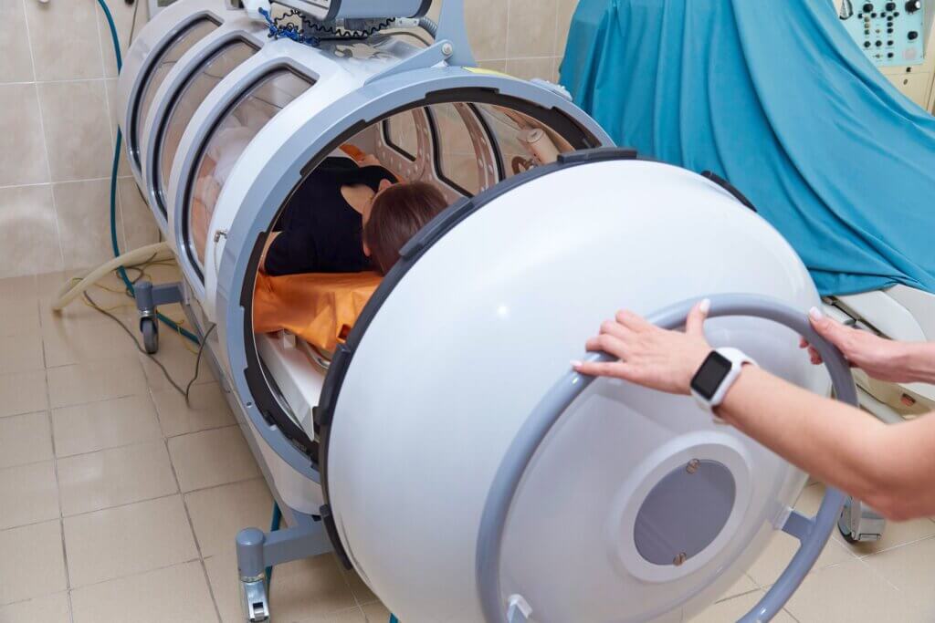What is a hyperbaric chamber?